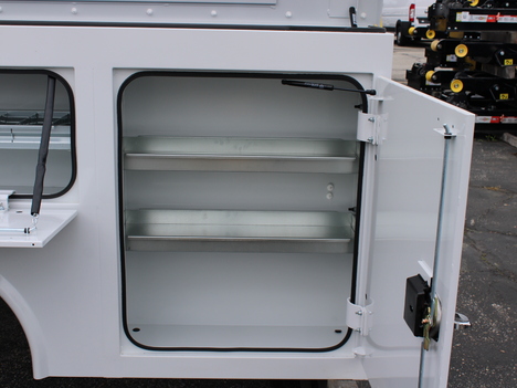 ROYAL TRUCK BODY 9' SERVICE / UTILITY BODY FOR SALE #14776